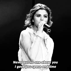 Echa un vistazo a una nueva publicación de Tumblr de selenagomezgifs
