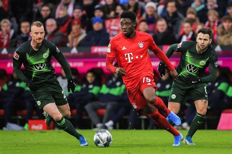 Wolfsburg Bayern transmisja w TV i online Gdzie oglądać mecz