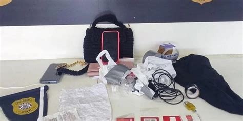 Presa mulher suspeita de simular o próprio sequestro