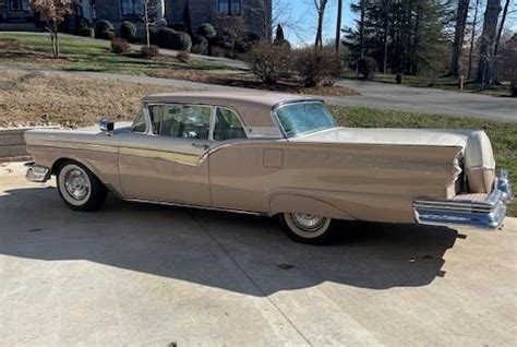 Ford Fairlane Gaa Classic Cars