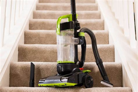 How To Shampoo A Carpet On Stairs Storables