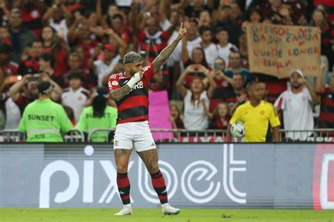 Veja Quem S O Os Maiores Artilheiros Do Flamengo No S Culo Xxi Minha