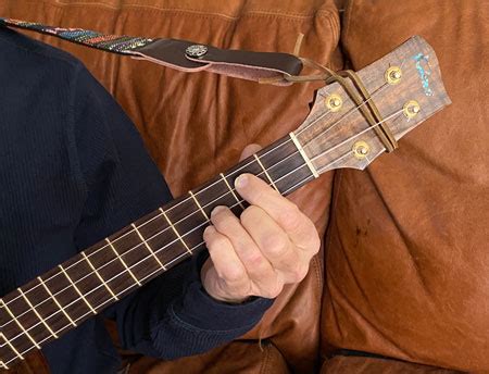How To Make Faster Chord Changes On Baritone Ukulele