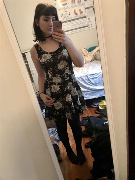 Thick College Goth Girl That I Know Pms Welcome For More Of Her Rirlgirls