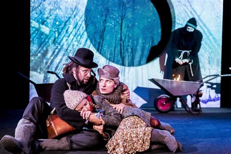 Teatry w Warszawie Zobacz na jakie spektakle warto się wybrać w