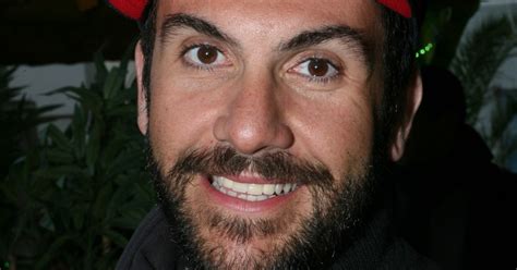 Laurent Ournac il poste une photo de papa gâteau sur Instagram