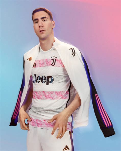 La Maglia Away Della Juventus 2023 2024 Omaggia Il Monte Rosa