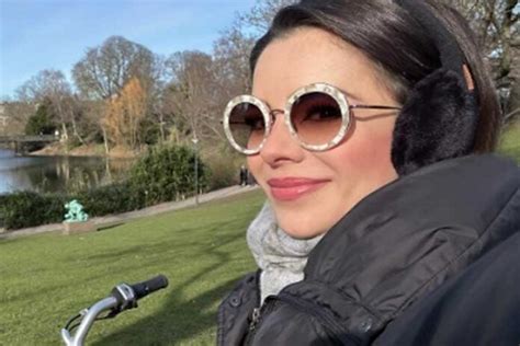 Apontado como suposto affair de Sandy médico surpreende ao responder