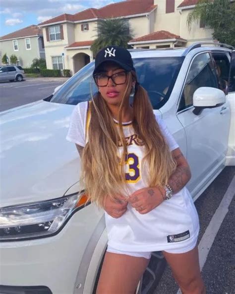 Rafaella Santos Hermana De Neymar Enmudece A Sus Fans Con Provocativa