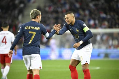 Foot Kylian Mbappé devient le troisième meilleur buteur de l histoire