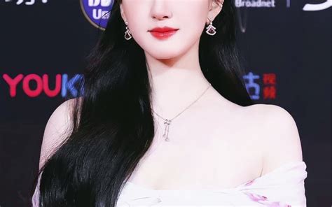 云襄传江湖版预告上线 陈晓毛晓彤全员一眼入江湖 bilibili B站 无水印视频解析YIUIOS易柚斯