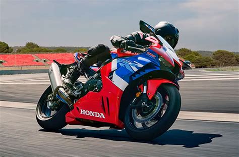 Honda CBR 1000 RR R Fireblade 2024 Excelencias Del Motor