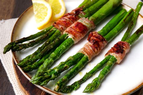 Gr Ner Spargel Mit Bacon