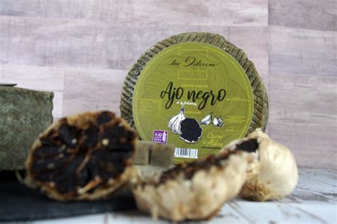 QUESO DE OVEJA CON AJO NEGRO 1KG Quesos La Aldea