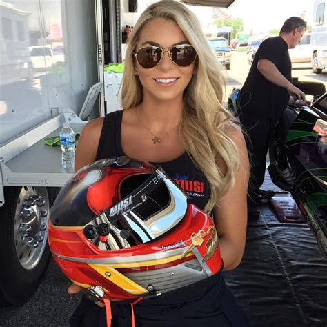 Who Was Street Outlaws Female Racing Driver Lizzy Musi The Sun