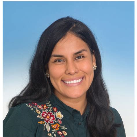 Veronica SALAS Universidad Peruana Cayetano Heredia Lima UPCH