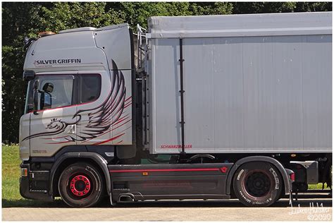 SCANIA Scania R730 V8 Silver Griffin Limited Edition 83 100