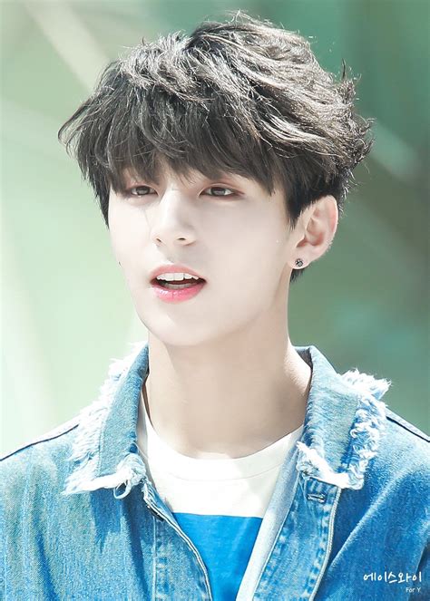 Latest Trendy Asian And Korean Hairstyles For Men Asian Korean