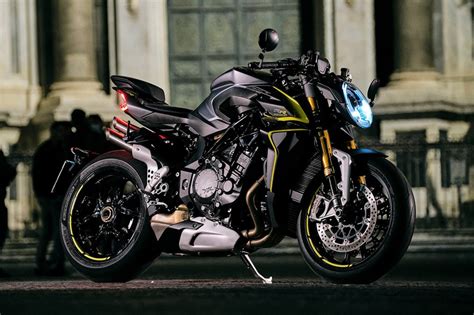 10 mẫu siêu nakedbike tốt nhất năm 2021