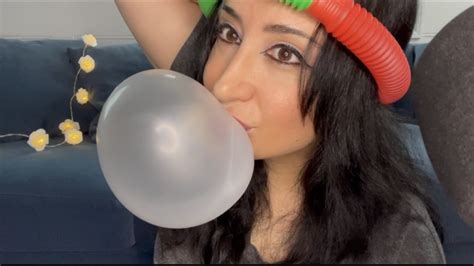 ASMR Chewing And Blowing Bubble Gum Popping Pipes Multilayered