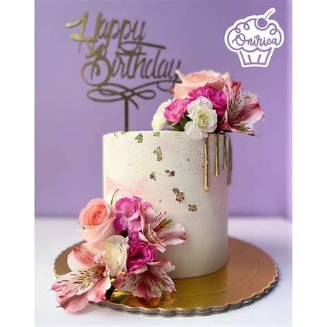 Top Imagen Pastel Con Flores Naturales Abzlocal Mx
