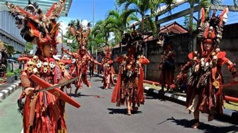 Tarian Kabasaran Legenda Keberanian Waraney Pertahankan Tanah Minahasa