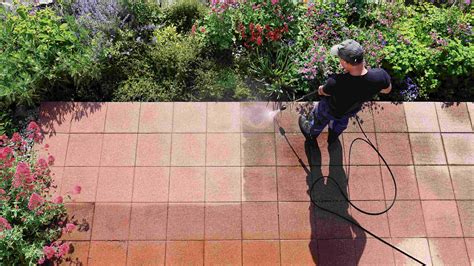 Nettoyer Une Terrasse Avec Un Nettoyeur Haute Pression