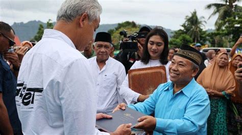 Capres Pertama Kunjungi Banda Neira Ganjar Pranowo Komitmen Perhatikan