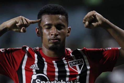 Que horas é o jogo do São Paulo hoje e onde assistir 02 05 DCI