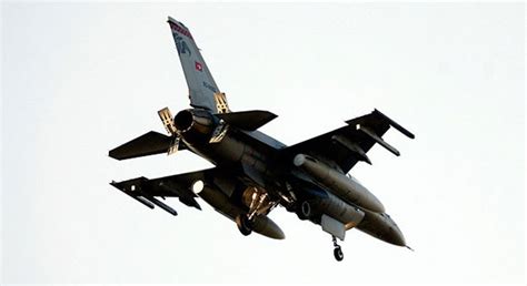 F 16 lar Suriye sınırına gönderildi Son Dakika Haberleri
