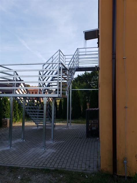 Schody zewnętrzne metalowe krata wema deska kompozytora Żerków OLX pl