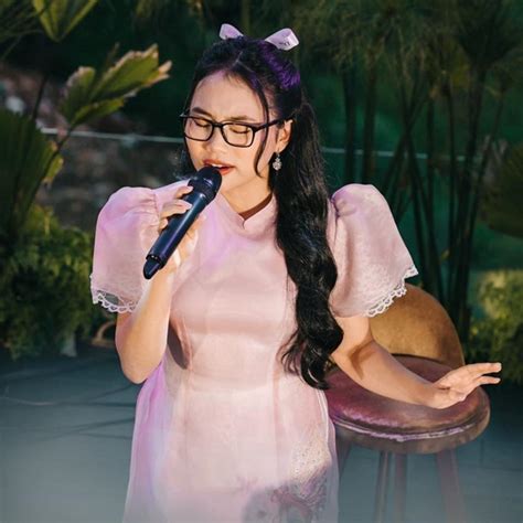 Nghi vấn Full clip Phương Mỹ Chi và bạn trai Cẩn cảnh gương mặt để