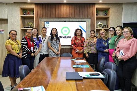 TCE AM apresenta programa Aluno Ouvidor para coordenação da Seduc