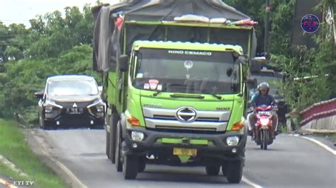 Truk Tronton Ud Giga Fuso Truck Trailer Ud Quester Konvoy Dan Truk