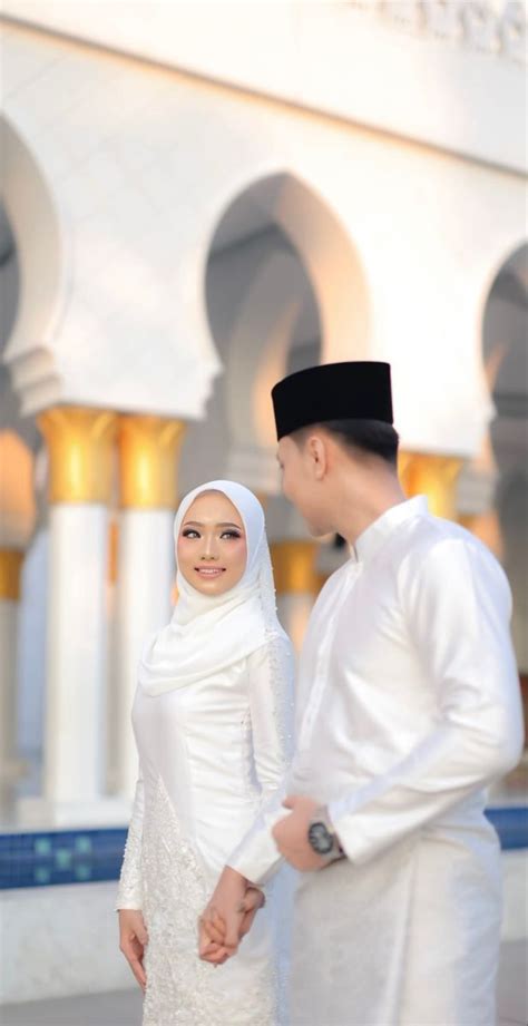 Pin Oleh Zifanya Anindya Di Muslim Wedding Pose Perkawinan