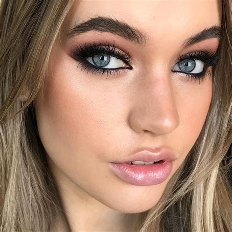 1960 Me Gusta 36 Comentarios Mia Connor Makeuphairedu Miaconnor En Instagram Eyes