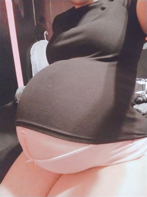 Cutie On Twitter Belly Makes My Boobs Look Small