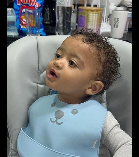 Foto Filho de Viviane Araujo e Guilherme Militão foi para a creche
