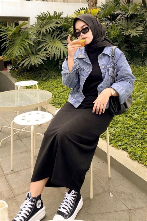 10 Trending Hijab Outfit Recommendations For TikTok And Instagram A
