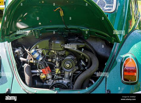 Classic Car Engine Bay Hi Res Stock Photography And Images Alamy