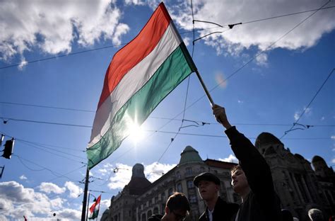 HNonline sk Minimálna mzda v Maďarsku sa od 1 decembra zvyšuje v