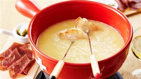 Le Gruyère AOP o cómo preparar la auténtica fondue suiza esta Navidad