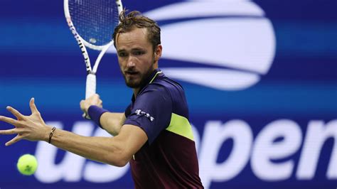 Daniil Medvedev Fights Back To Win In Straight Sets Advance At US Open