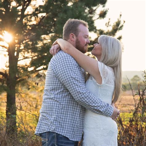 Courtney Thompson And Dakota Hollands Wedding Website