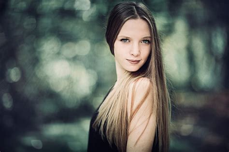Hintergrundbilder Gesicht Frau Modell Porträt lange Haare