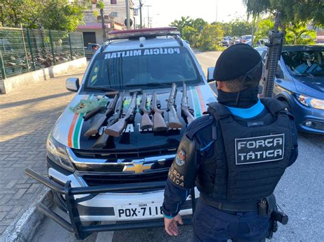 PMCE prende homem 10 armas 151 munições e demais materiais bélicos