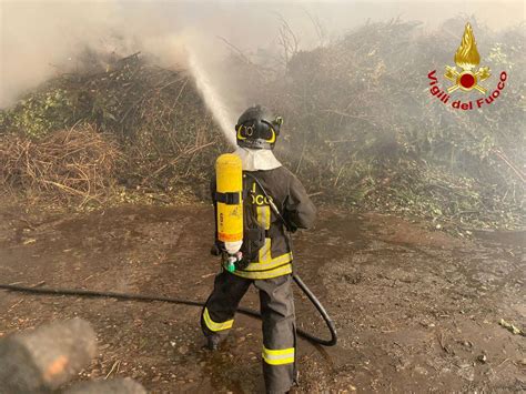 Meteo Forte Vento E Rischio Incendi Allarme Regionale Il Saronno