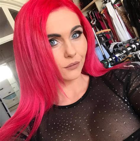 Adult Star Who Appeared On Fake Taxi Had Perfect Response To Trolls Who Threatened To Out Her In