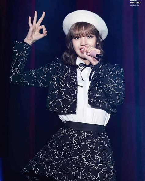 30 Times BLACKPINK S Lisa Took Our Breaths Away With Her Effortless