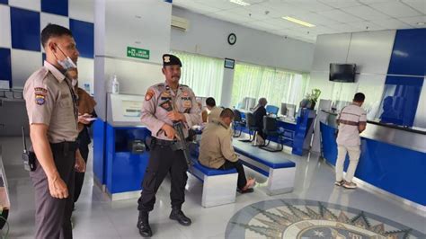 Tribrata News Portal Berita Polres Sleman Puncak Merapi Hujan Lebat